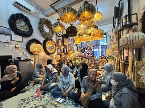 MAGANG DI PALEM CRAFT JOGJA - S1 Psikologi Universitas 'Aisyiyah Yogyakarta